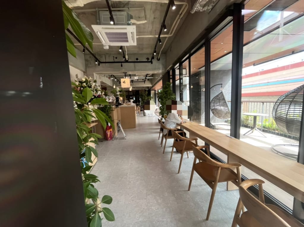 【福岡市南区】西鉄大橋駅東口目の前の新ビル2階に、ドリンクカフェ「RE coffee(リ コーヒー)」がオープンしました！ 都会のオアシス・ベビーカーなどの移動も余裕の空間です。今後色々な ...